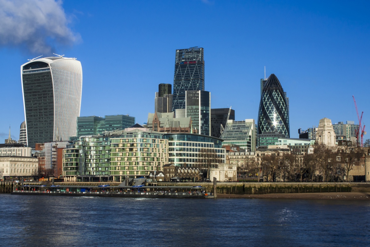 ‘Most highly-connected’ firms expanded more in last 5 quarters than ...