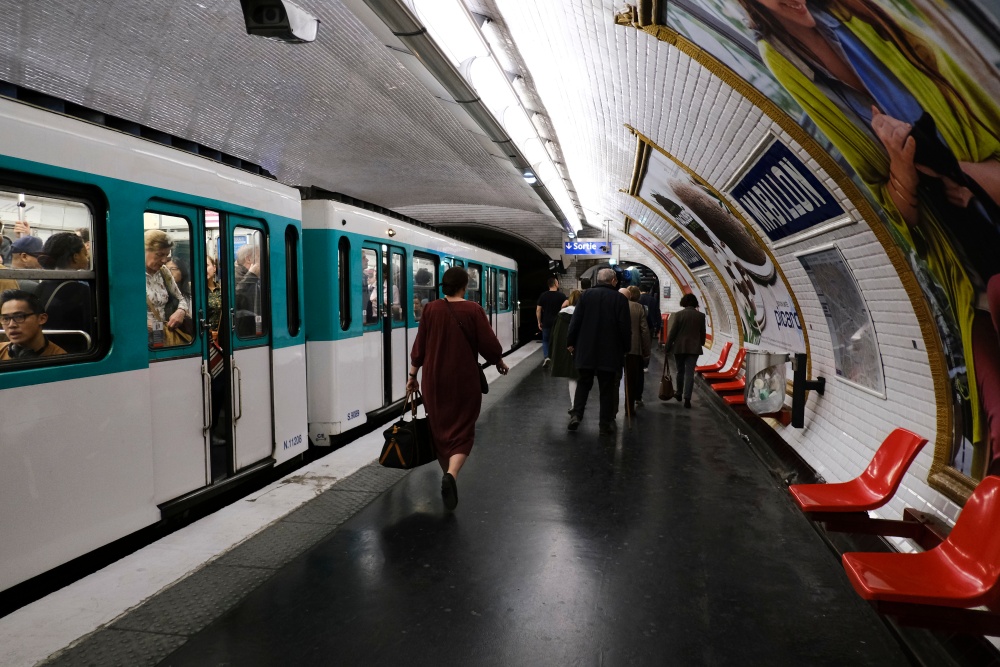 Paris Metro gets 100% 4G coverage – and France claims a first - Mobile ...