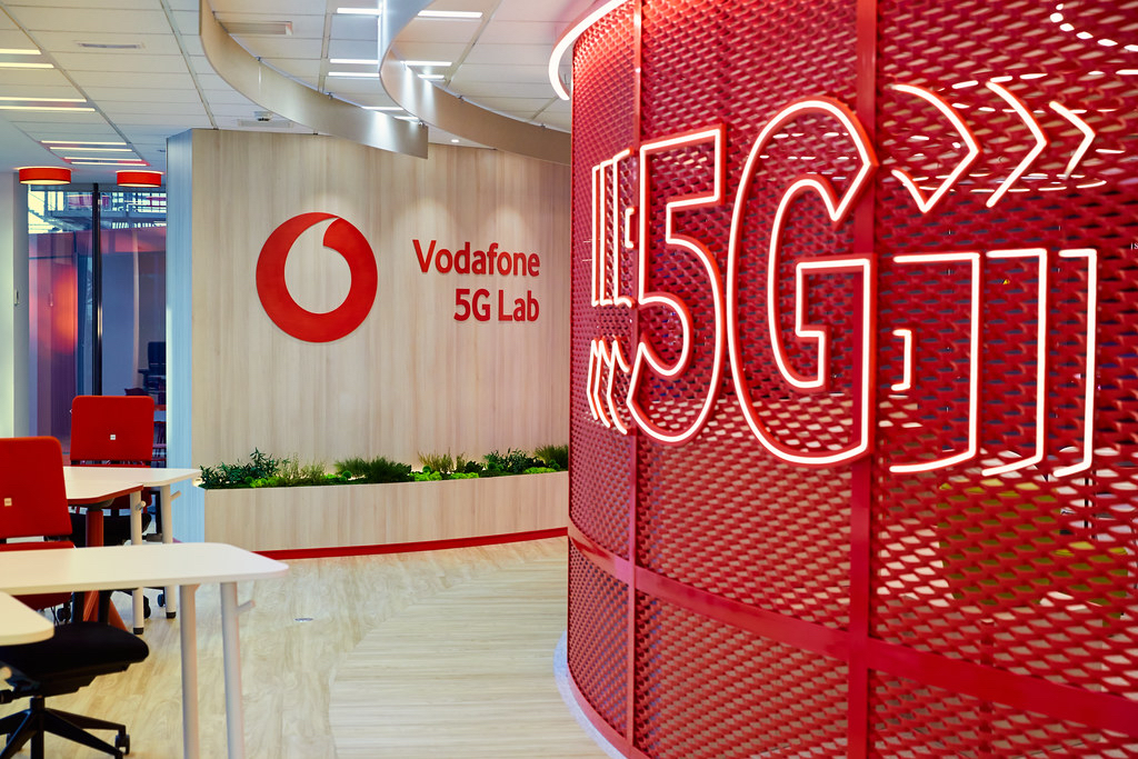 Vodafone, Intel extend Open RAN R&D to commercialise 5G - Mobile Europe