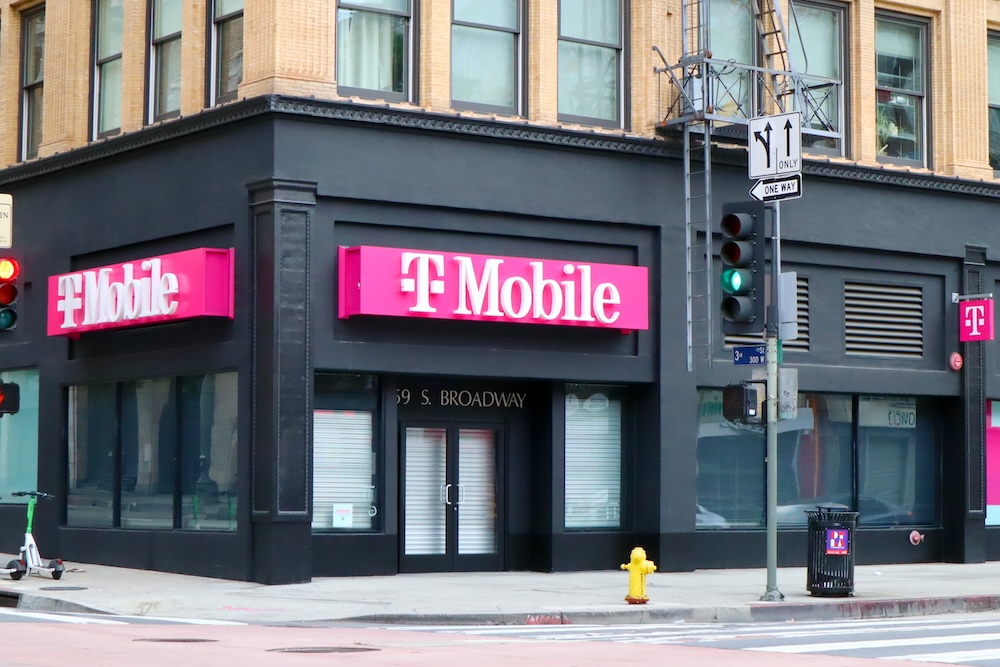 T-Mobile US to acquire most of UScellular in $4.4 billion deal - Mobile ...