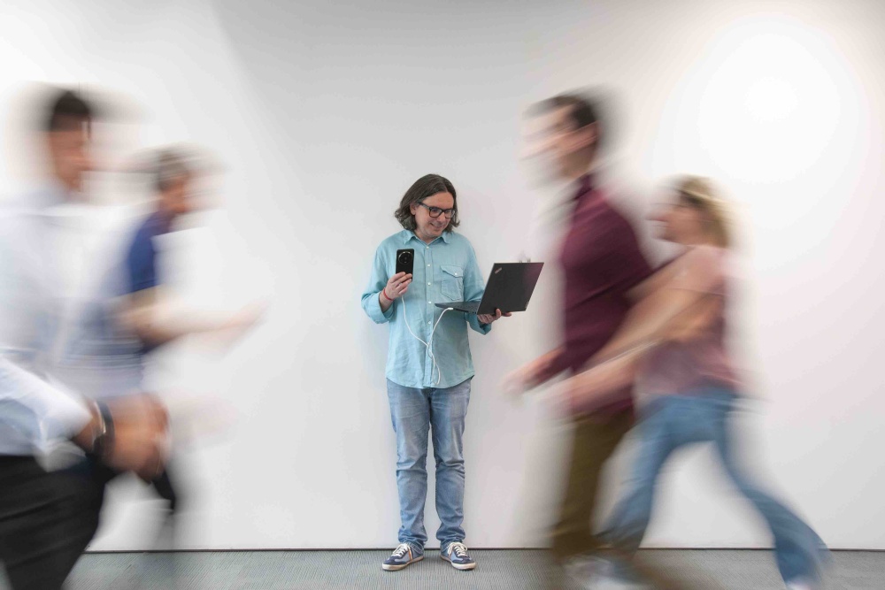 Vodafone, Qualcomm and Xiaomi tests make 5G downloads faster - Mobile ...