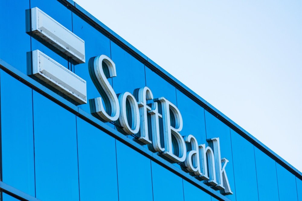 SoftBank looked to Intel to rival NVIDIA with AI chip – FT report ...