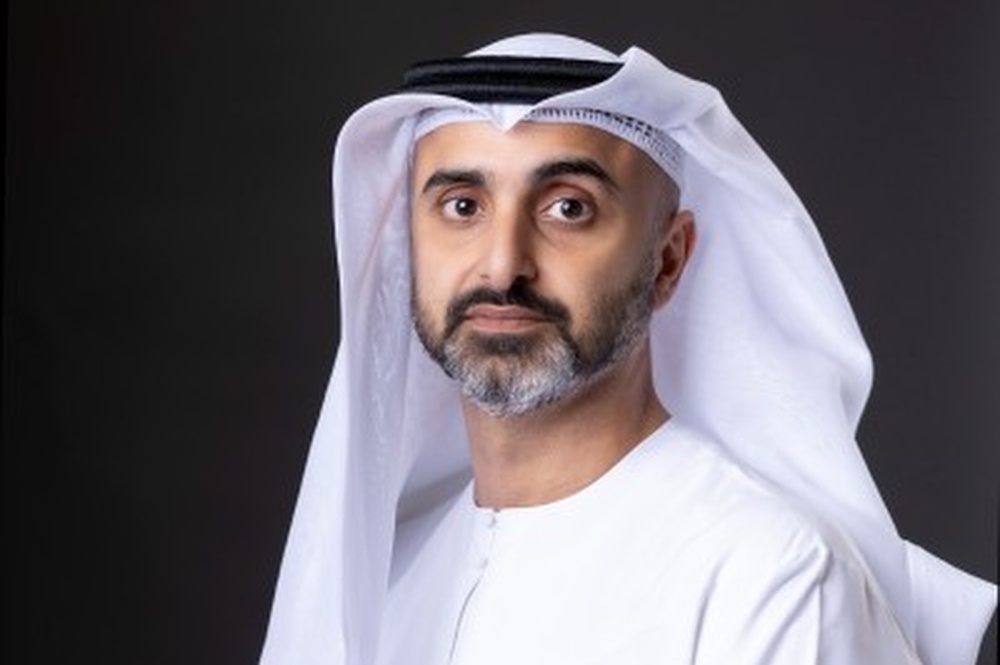 e&'s Group CEO announces departure after six years and record results ...